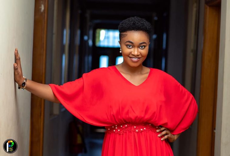 Efe Grace, Biography, Age, Education, Profile, Date of Birth, Career ...
