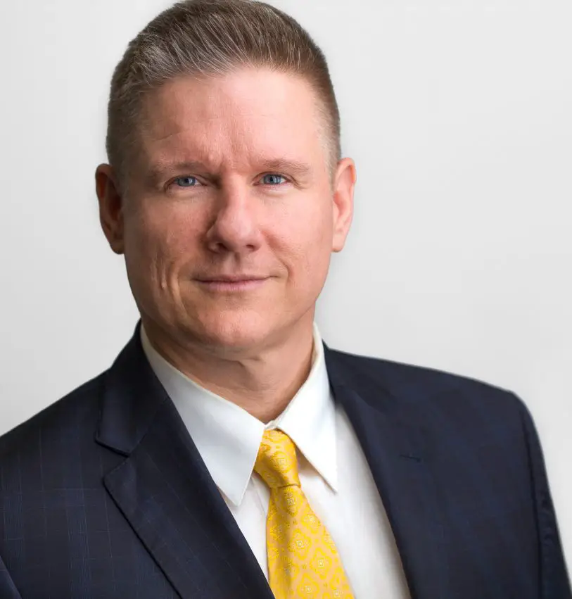 Bobby DiCello: Lawyers report on how Jayland Walker, 25, was shot by ...