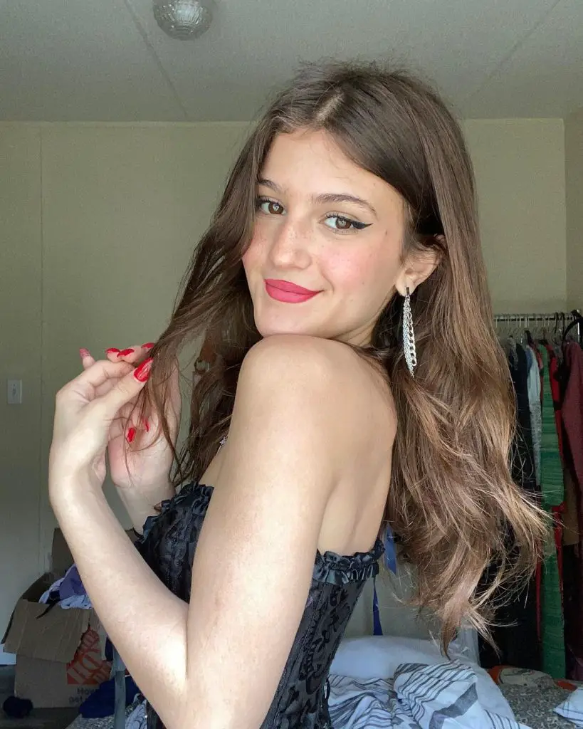 Who Is Jenny Popach Biography Age Race Her Real Name Husband And Net Worth Gh™
