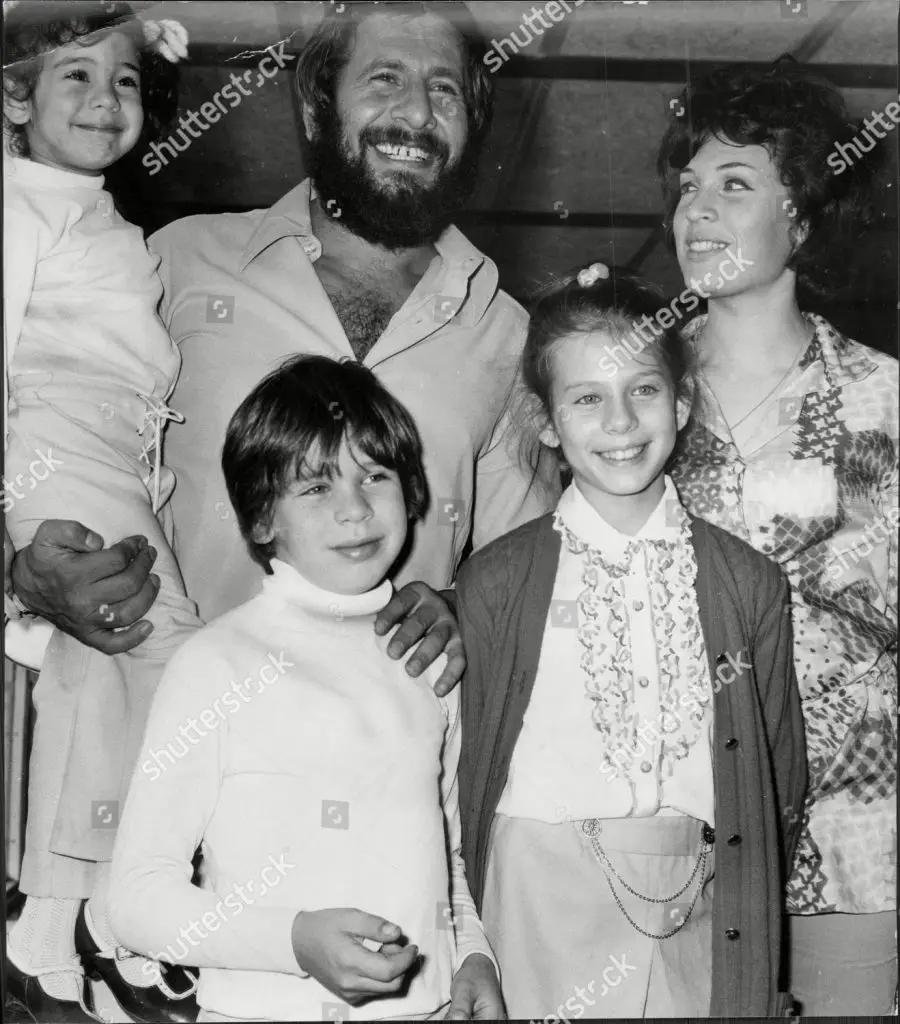 Chaim Topol children: Meet Anat Topol, Omer Topol and Ady Topol ...