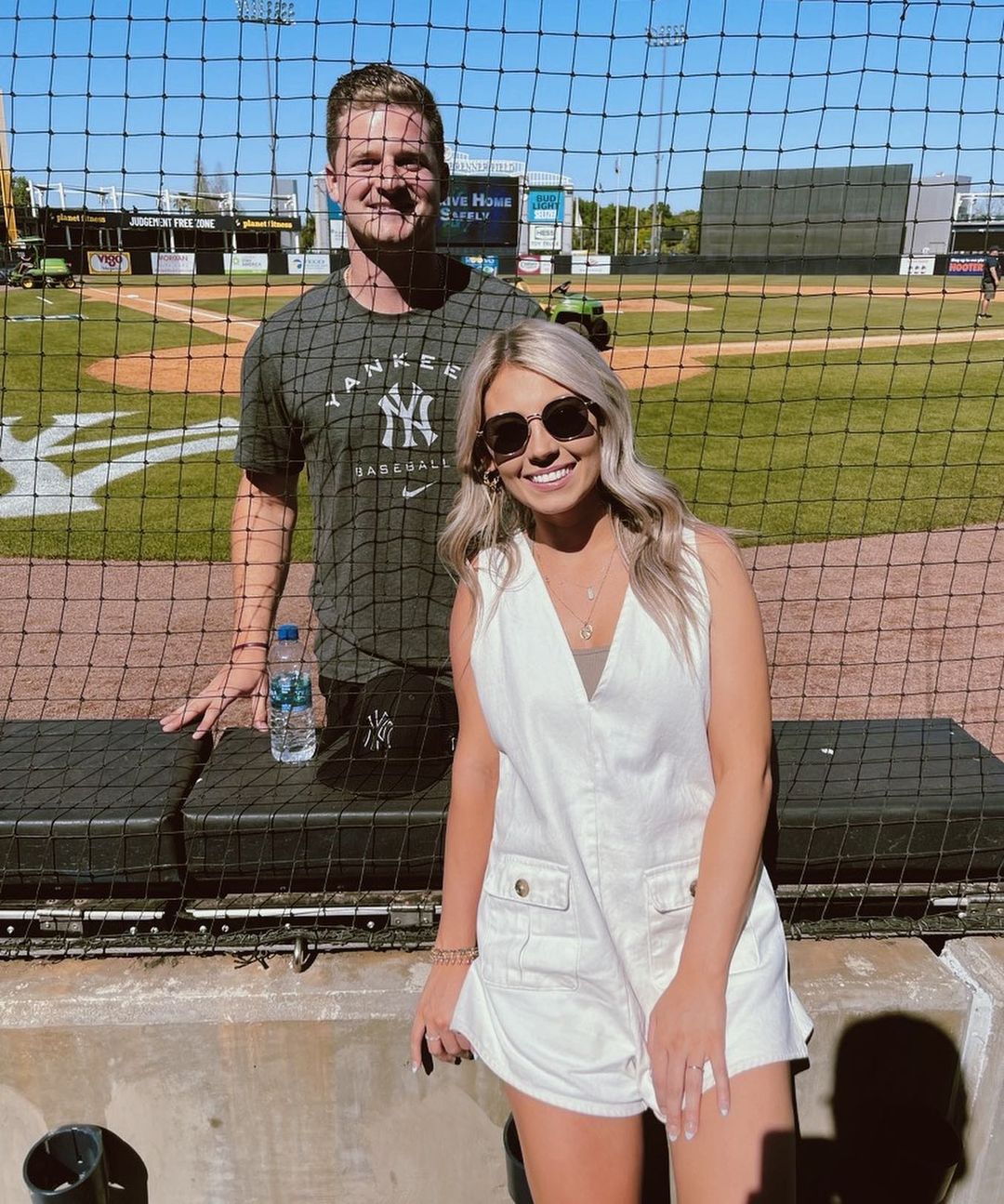 Riley Redding is Clarke Schmidt girlfriend - Find out details about her ...