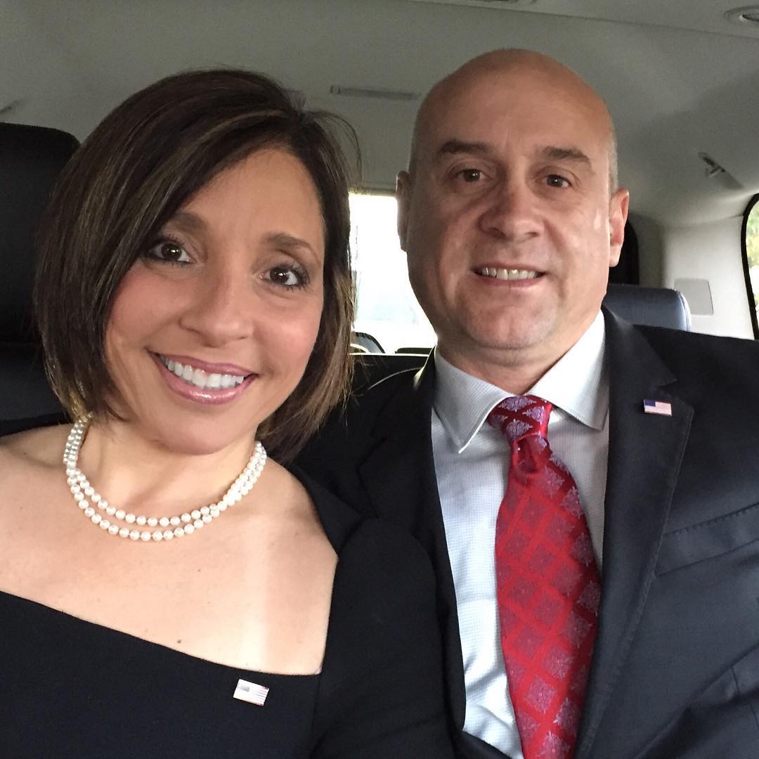 Claude Madrazo is Linda Yaccarino's husband - Facts about his age, wife ...