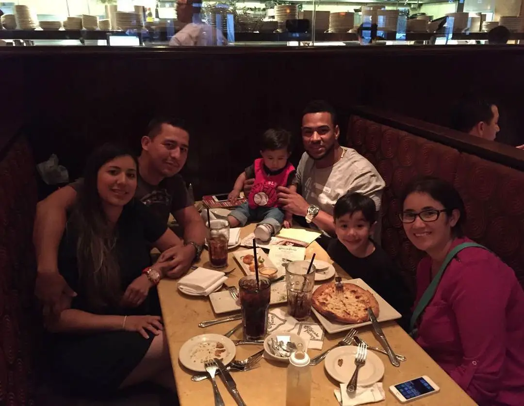Elias Diaz wife, Katherine Delgado & they have 2 children- Family, age ...
