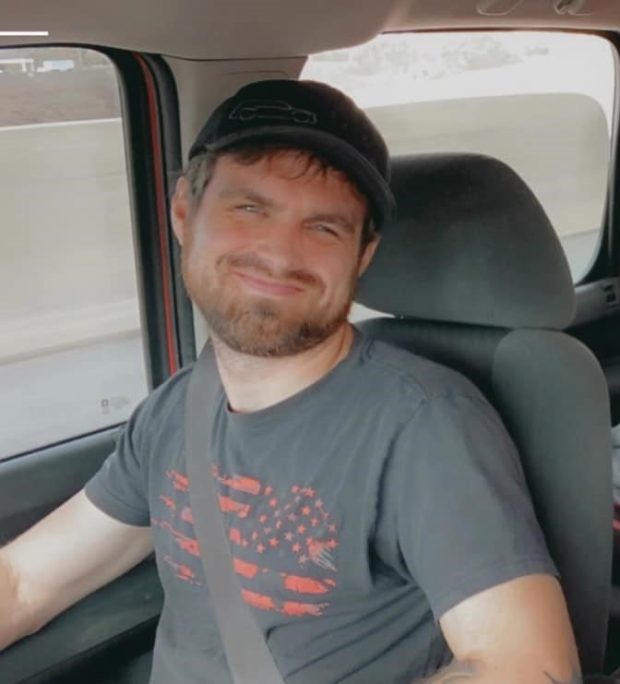 Motorcycle crash in Butler County kills 38-year-old man Jay Ledford ...