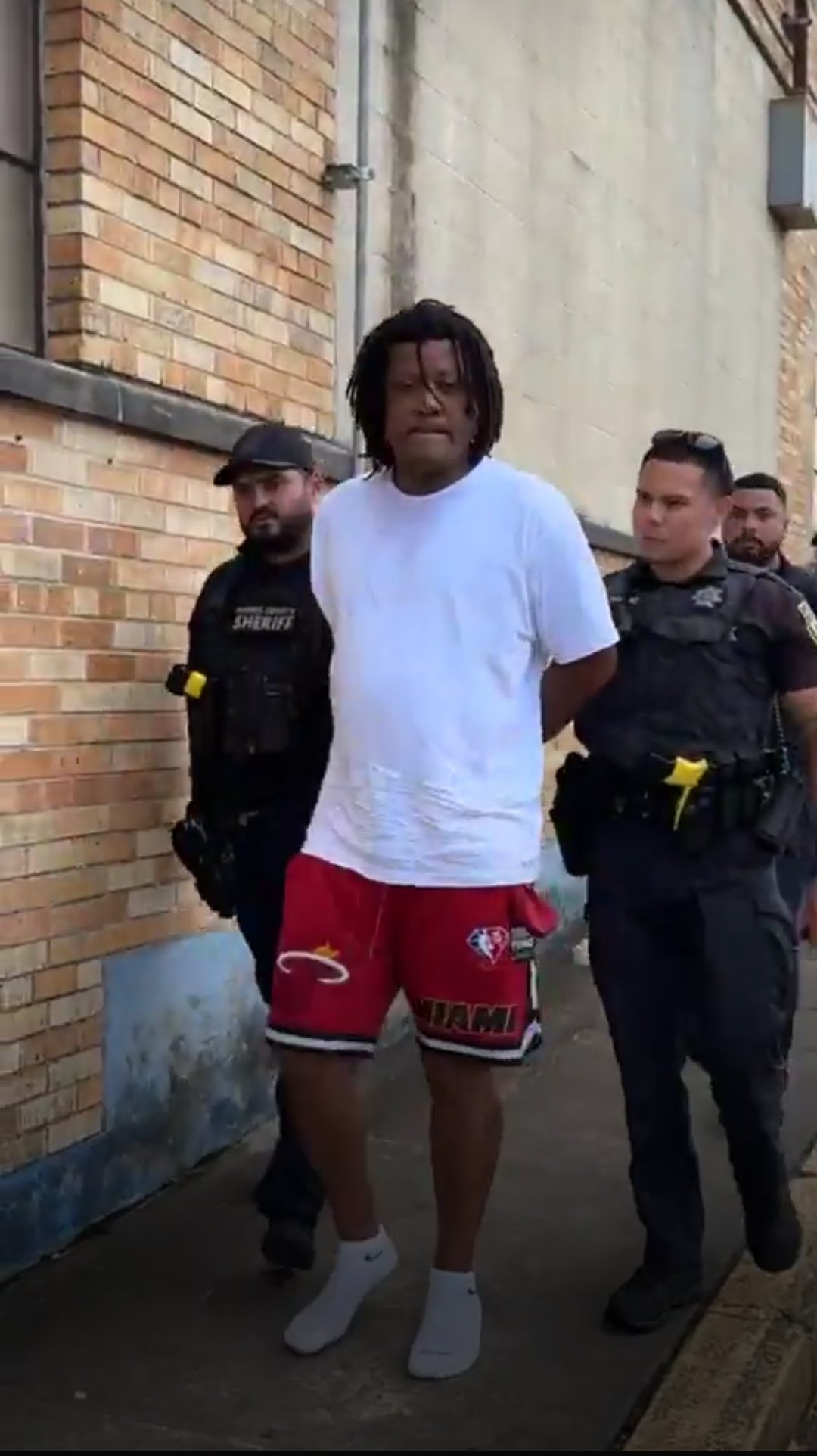 Ronald Palmer Jr: Suspect in Harris County deputy's killing arrested ...