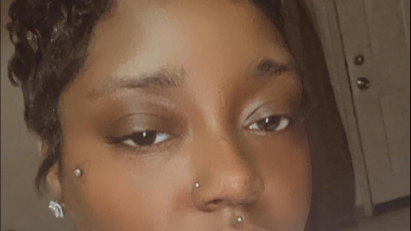 Octavia Redmond: USPS letter carrier shot to death on Chicago's South ...